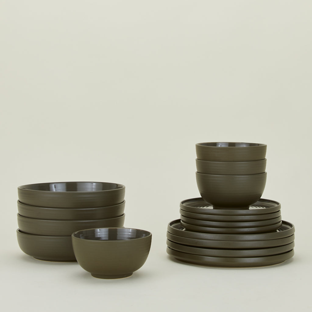 Essential Dinnerware, 16 Piece Set - Olive – Hawkins New York