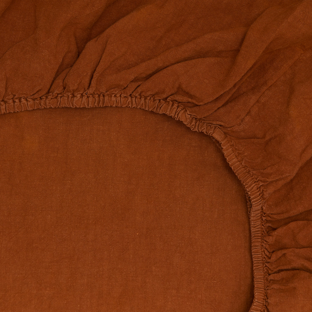 Simple Linen Fitted Sheet - Terracotta – Hawkins New York